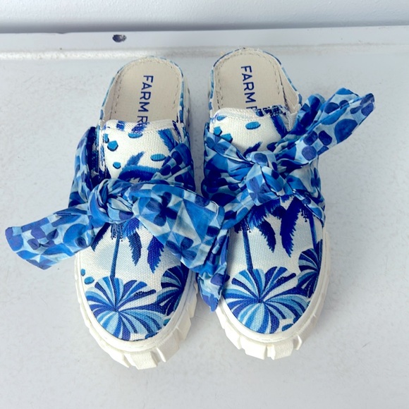 FARM Rio | Shoes | New Farm Rio Vegan Tropical Platform Bow Mule ...